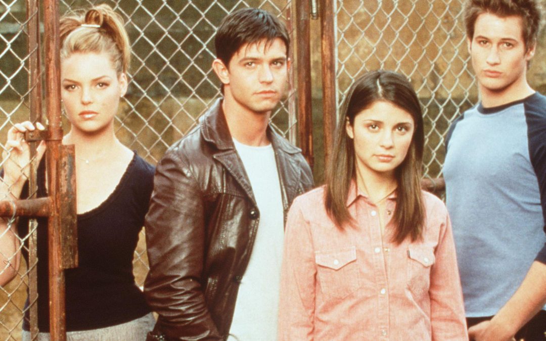 Celebrating the women of Roswell - The Dark Carnival